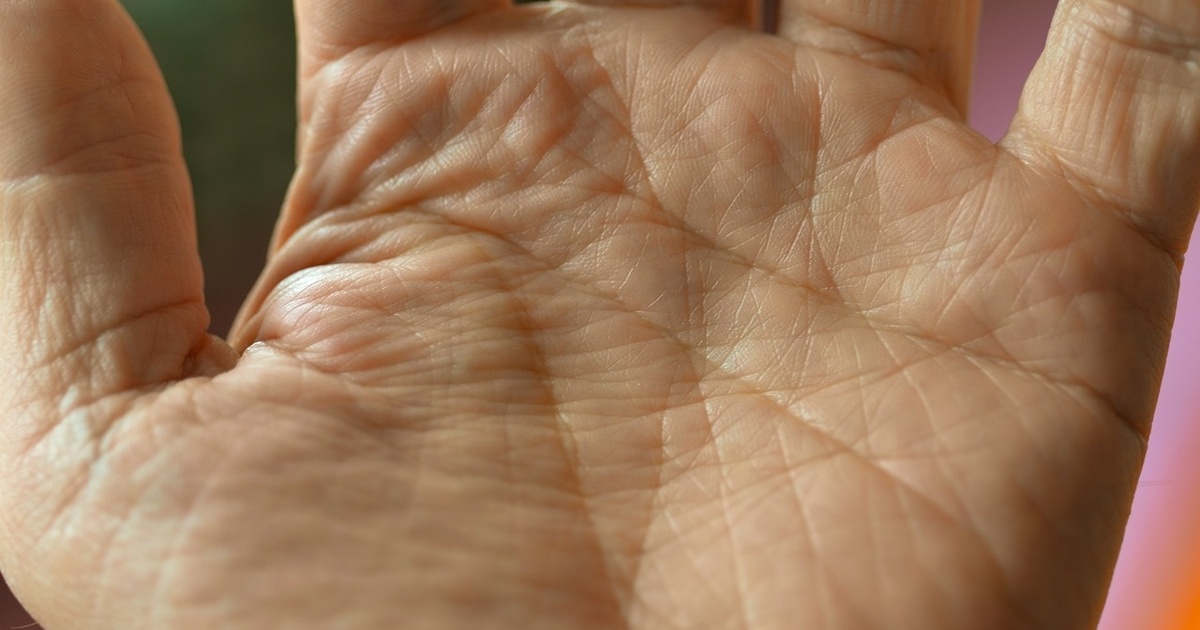 People who have this line on their hand are very special. - Yohanpost