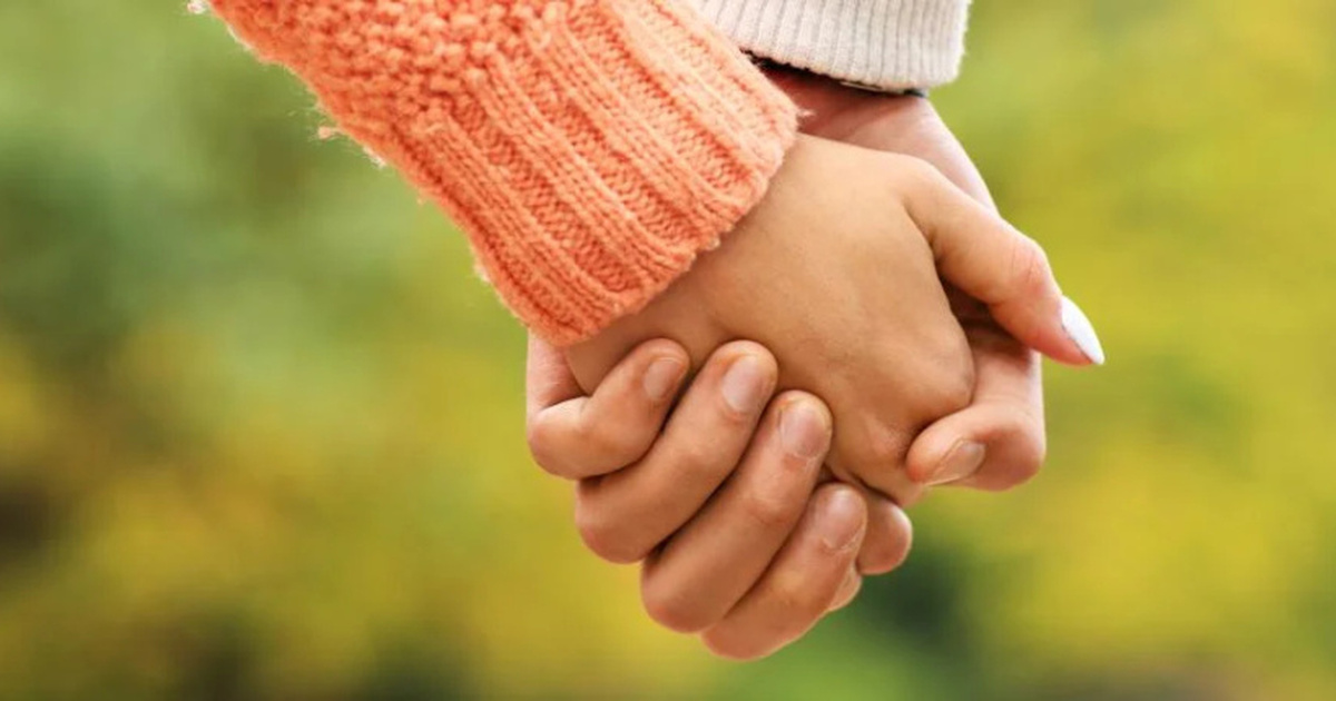 5 Signs Your Relationship Is Over and You Don’t Want to See It - Yohanpost