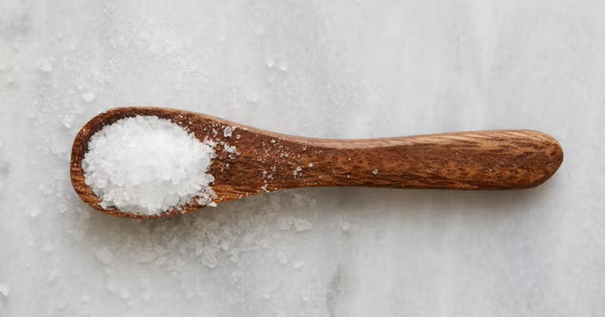 Why You Should Sprinkle A Little Salt Around Some Areas In Your House ...