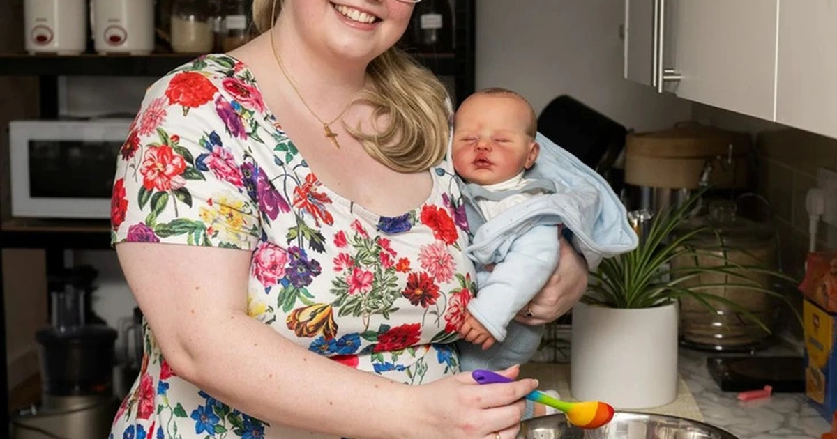 A Woman Spends $7.5K on 13 Fake Babies, Says It’s Totally Worth It ...