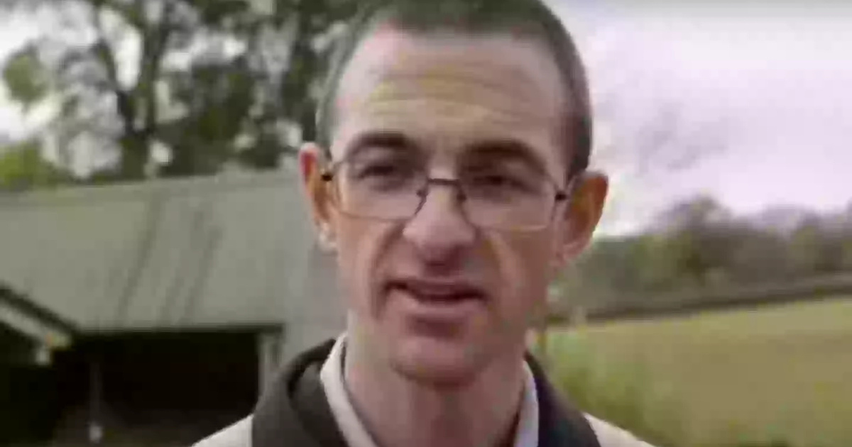 Man explains major difference kids face growing up in English village ...