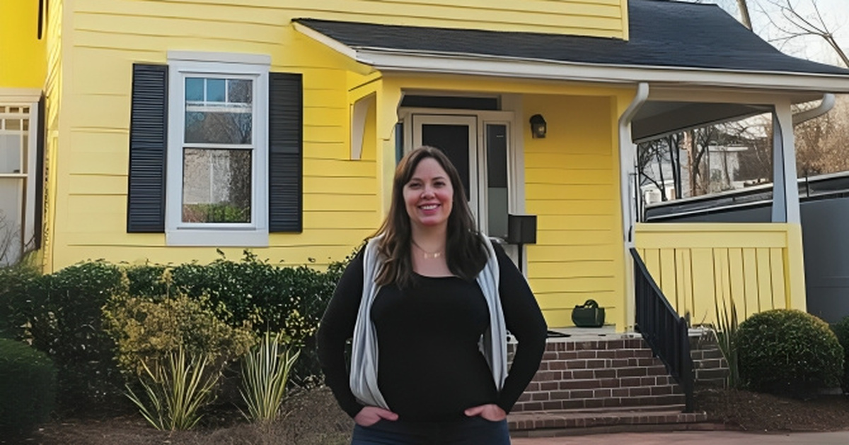 Neighbors Hated My House Color and Repainted It While I Was Away — I ...