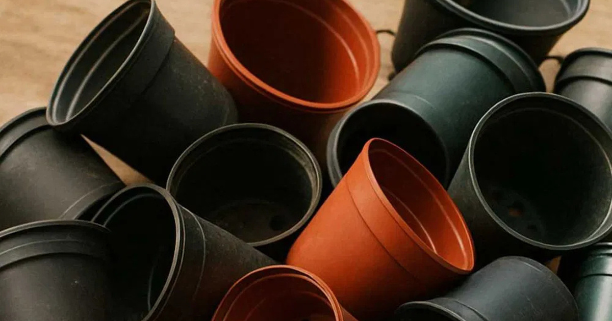 Stop throwing out old plastic plant pots. Here are 10 brilliant hacks ...