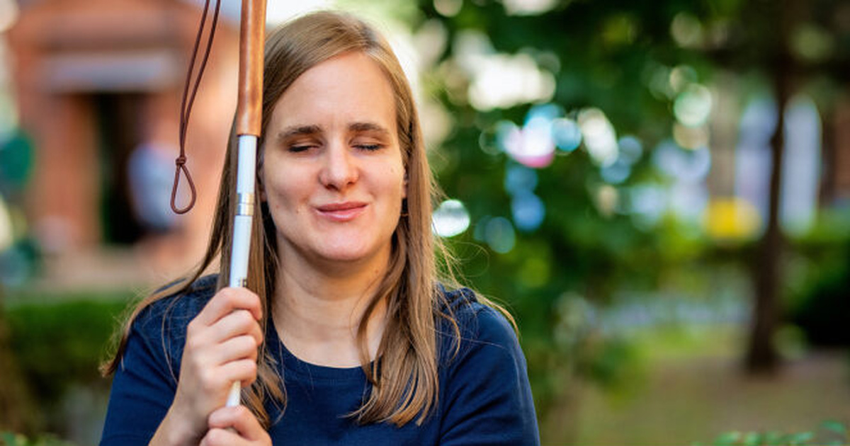 Student who tore out own eyeballs while high is fired from her job ...