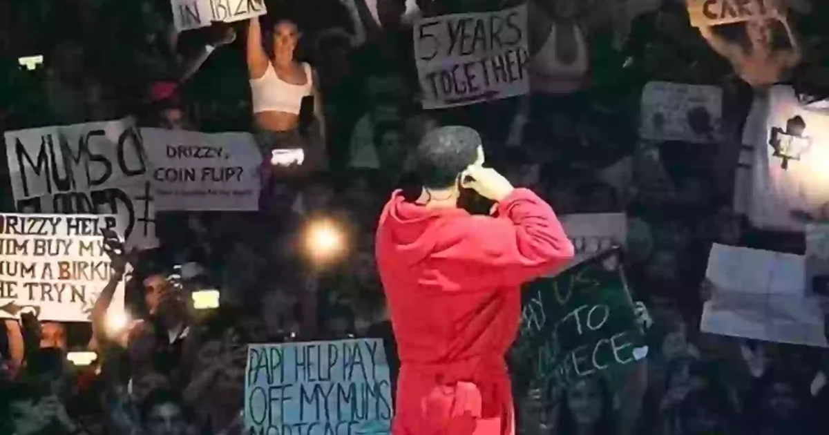 Drake Fans Slammed As ‘genuinely Dystopian Photo Taken At His 8476